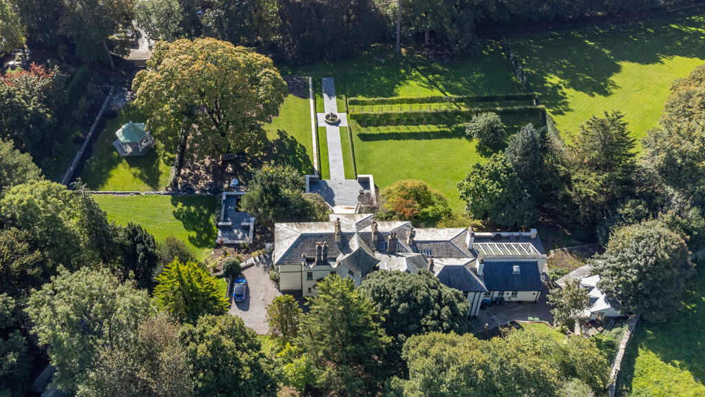 The Grounds – Cark Manor